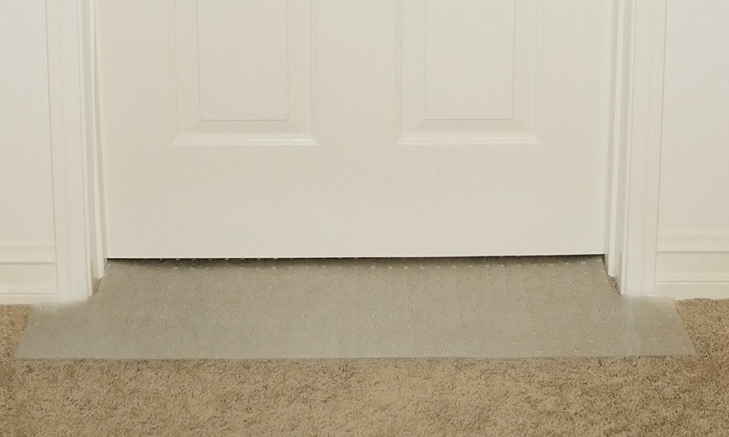 CarPET Scratch Stopper Review, Save Carpet, No Declaw!